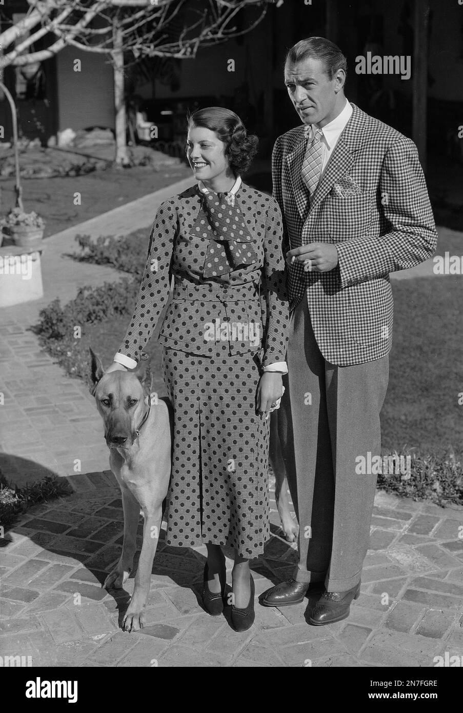 After returning from their honeymoon in the east, Actor Gary Cooper and ...