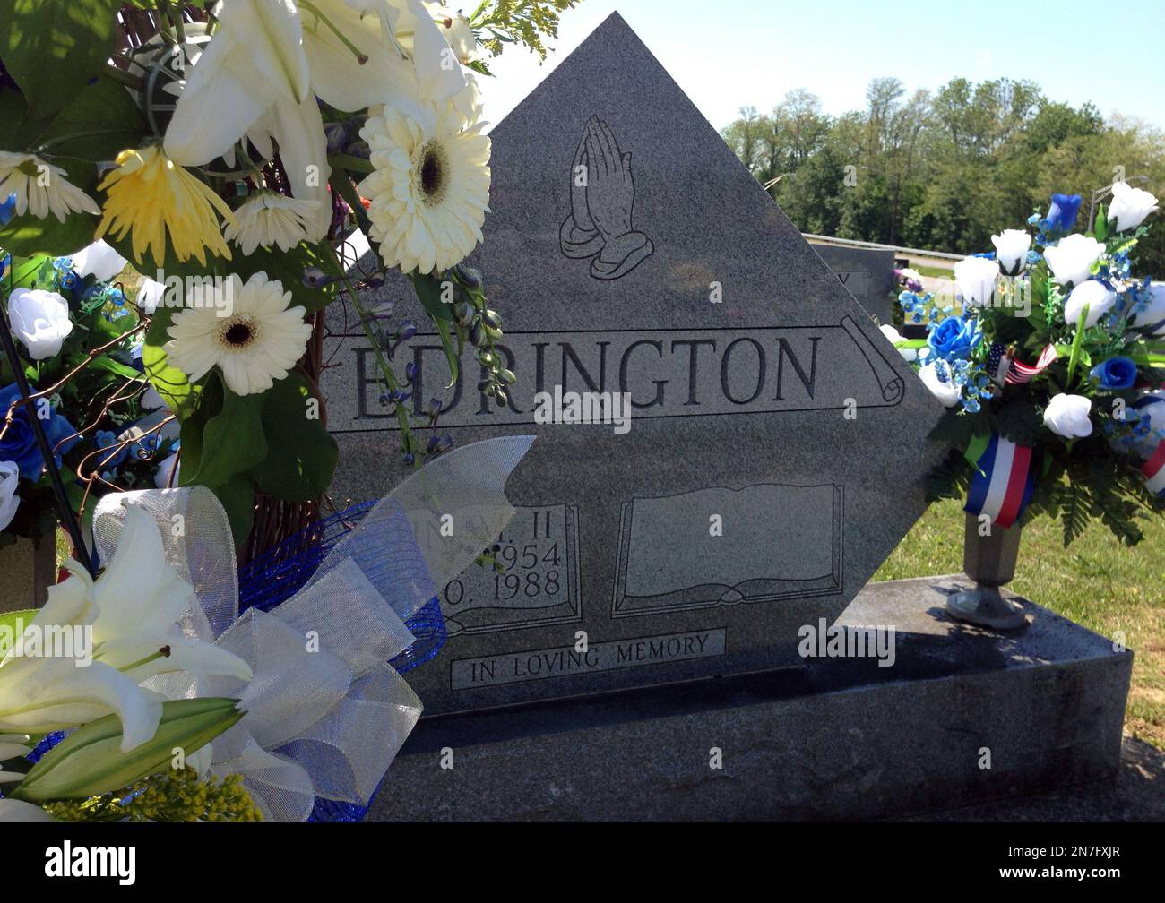 This undated photo shows the headstone for Kentucky State Police ...