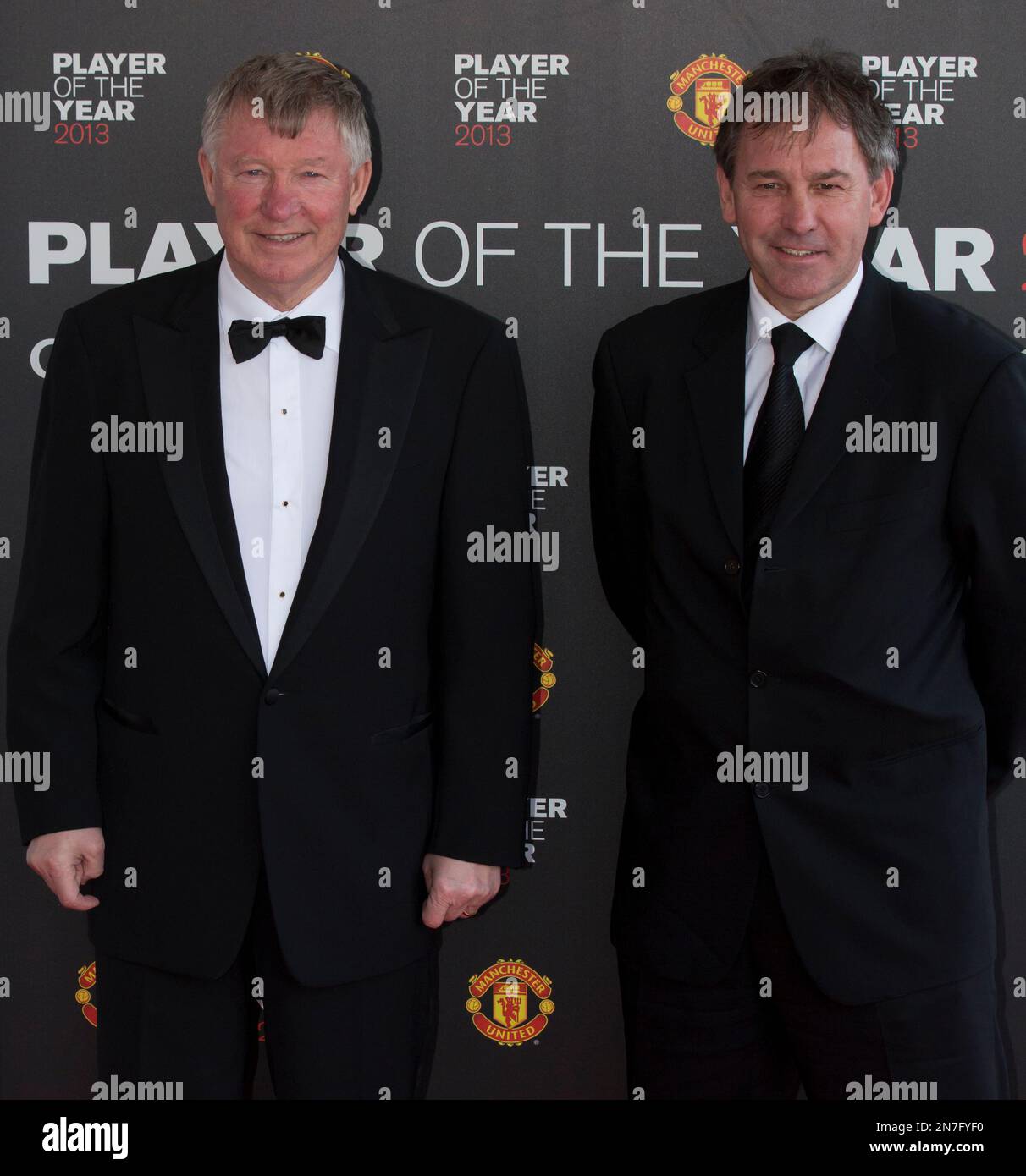 Manchester United's manager Alex Ferguson, left, and former captain ...
