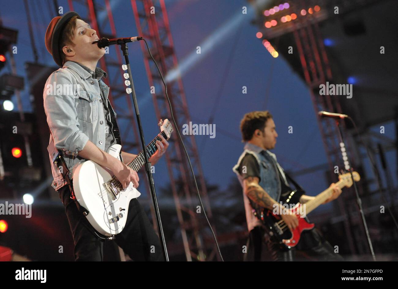 Patrick Stump, left, and Pete Wentz of Fall Out Boy perform at KIIS FM ...