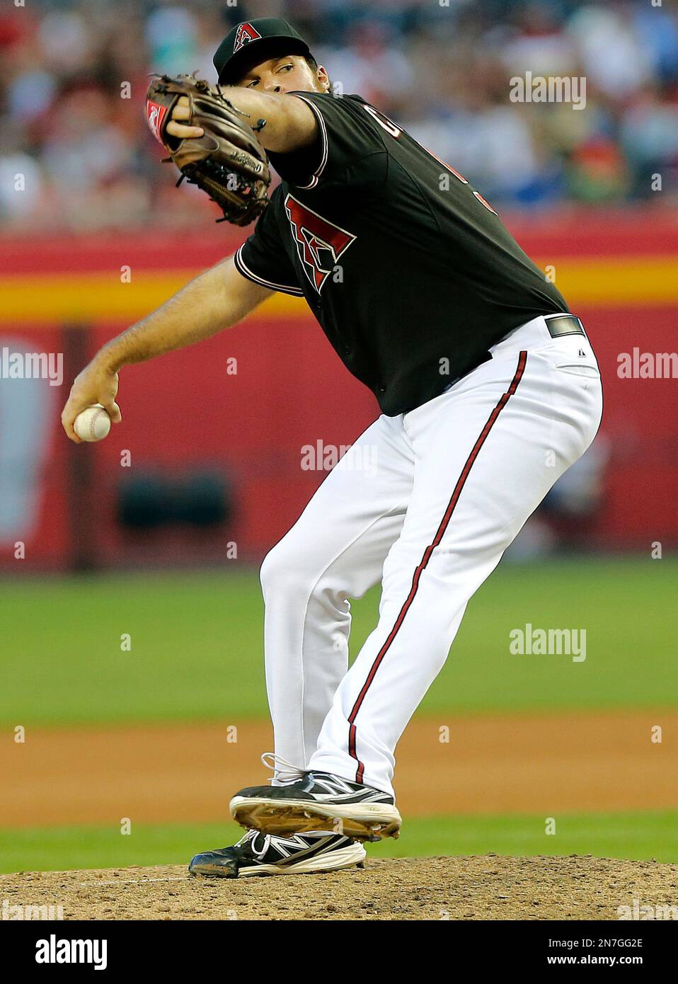 Arizona Diamondbacks pitcher Josh Collmenter delivers against the ...