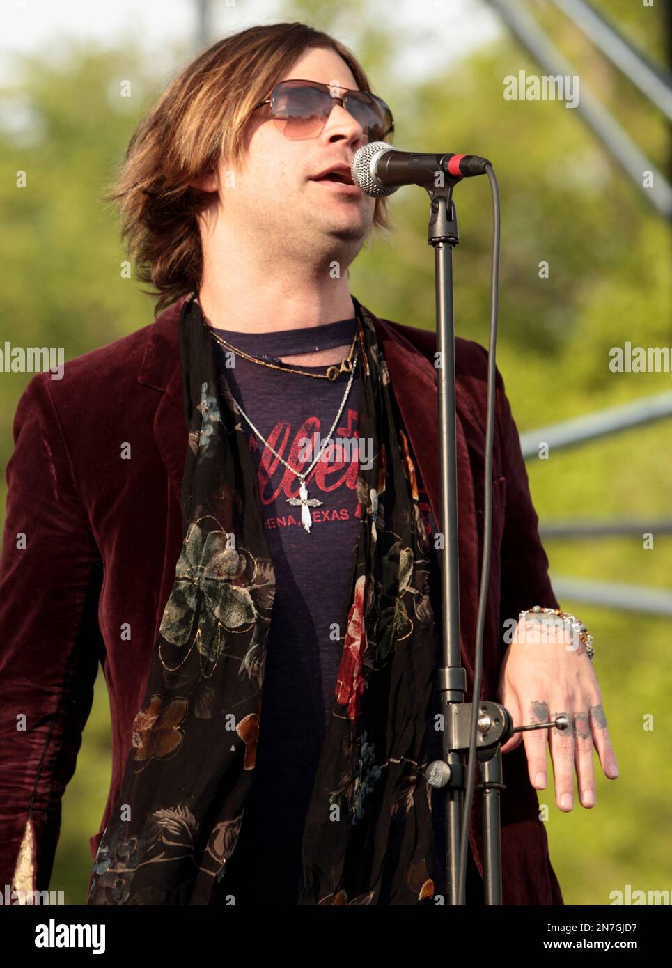 Austin Winkler of the rock band Hinder performs at Rockford Park on ...