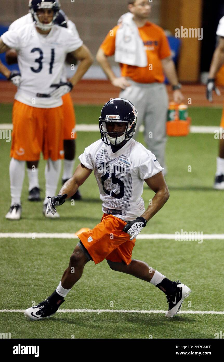 Chicago Bears' Reggie Rembert (25) runs on the field during NFL ...