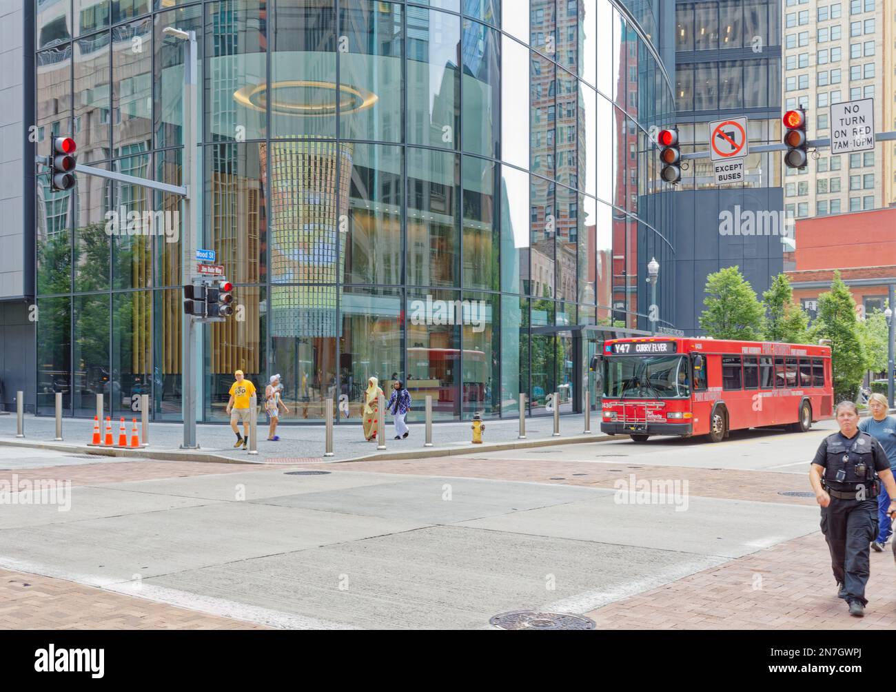 Pittsburgh Downtown: The Tower at PNC Plaza claims to be the world’s ...