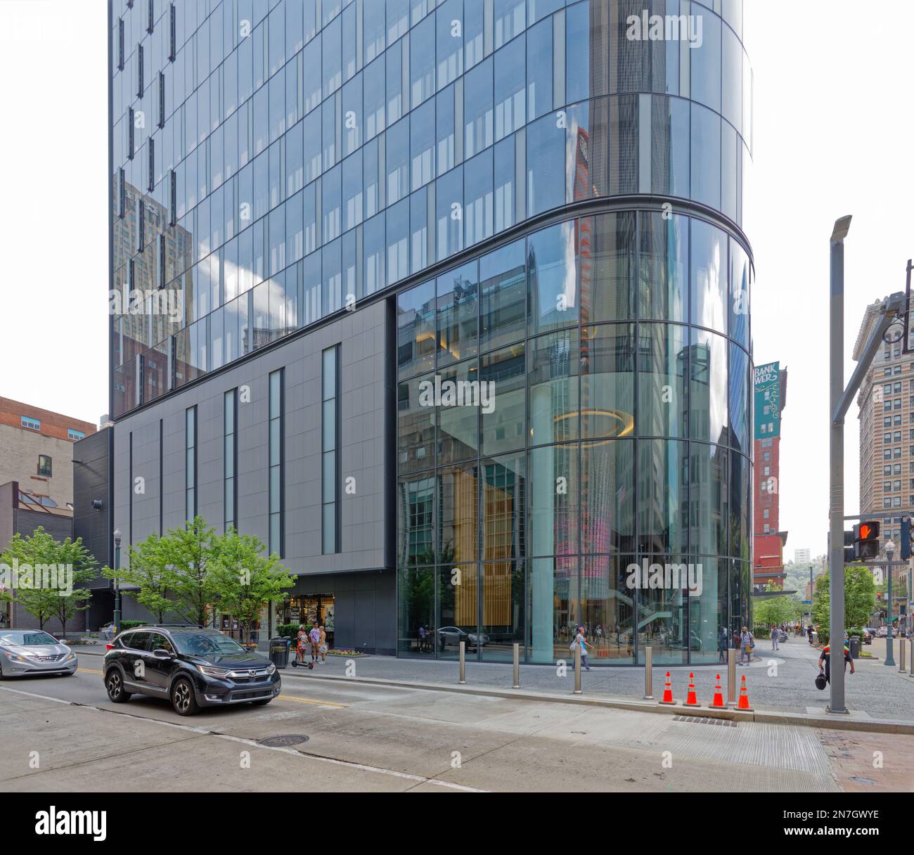 Pittsburgh Downtown: The Tower at PNC Plaza claims to be the world’s ...