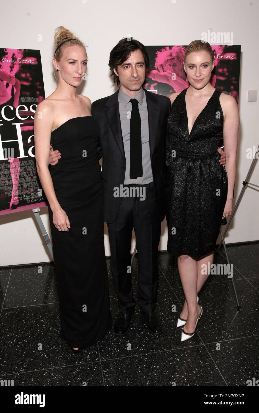 Mickey Sumner Frances Ha Glasses