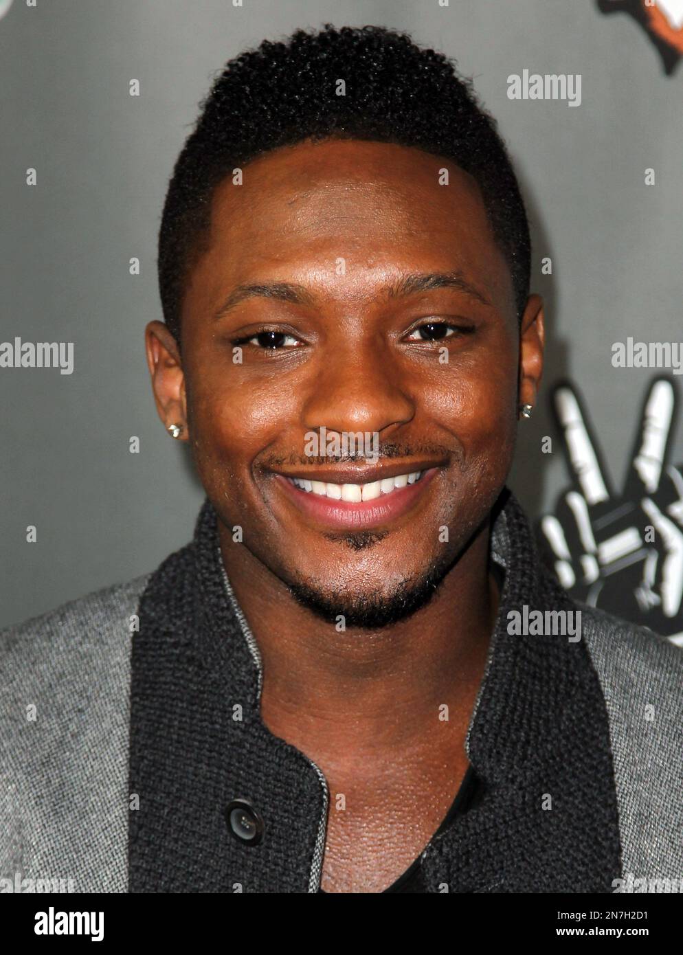 Kris Thomas arrives at "The Voice" season 4 red carpet event at the ...