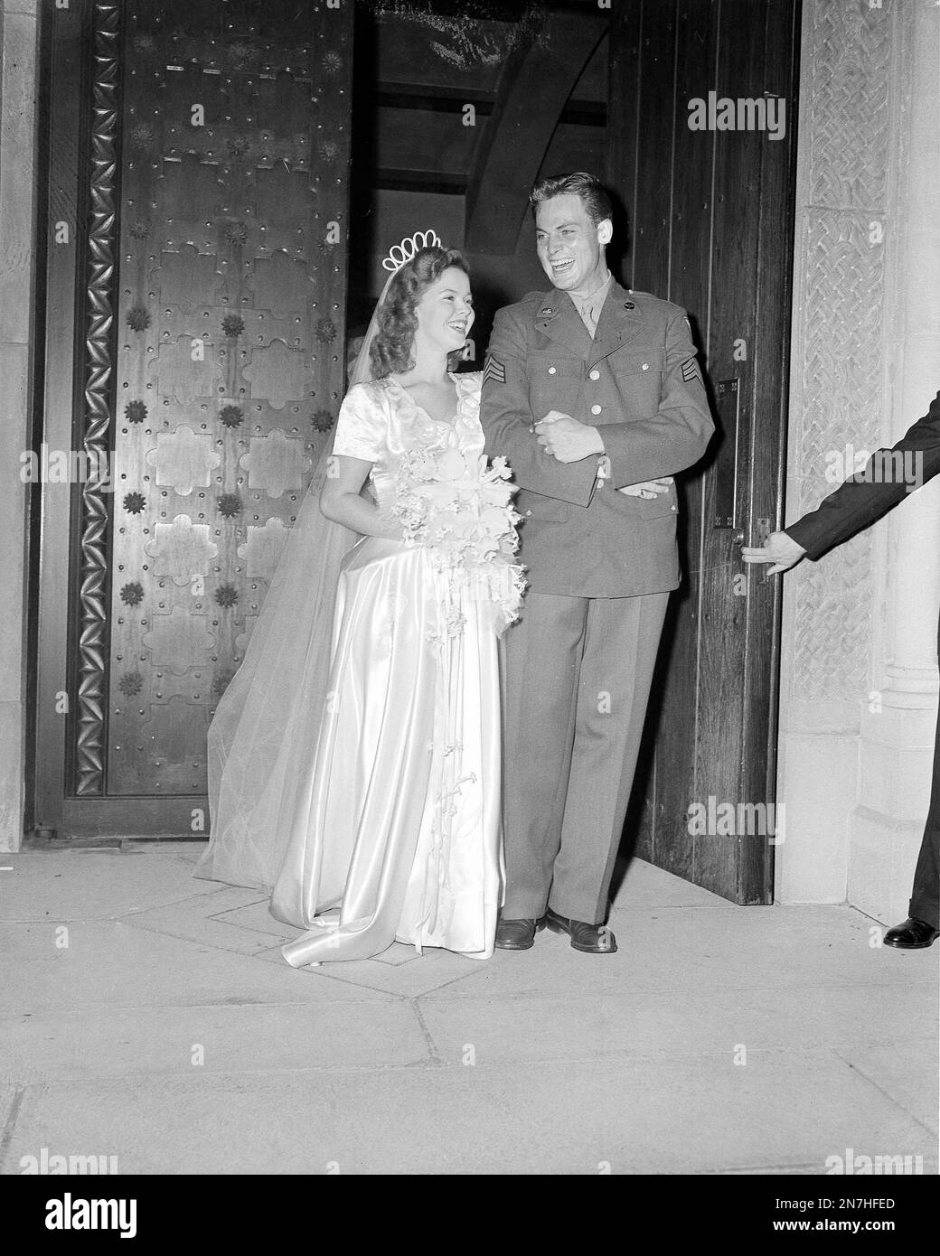 Shirley Temple and Sgt. John Agar leave Wilshire Methodist Church in ...