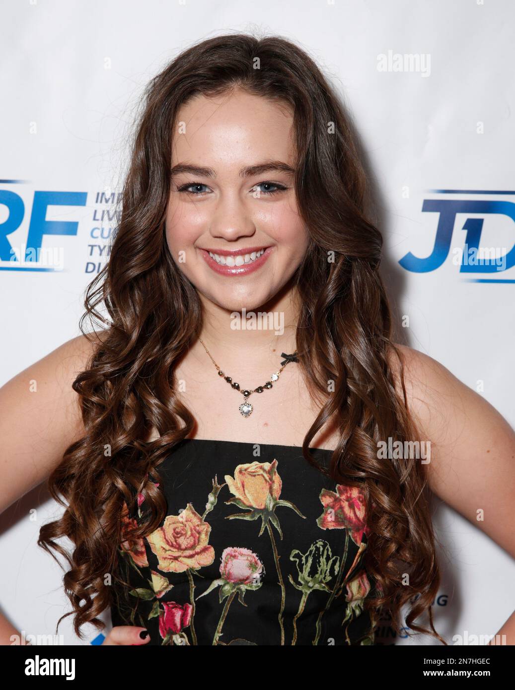 Mary Mouser attends the JDRF LA's 10th Annual Finding A Cure: The Love ...