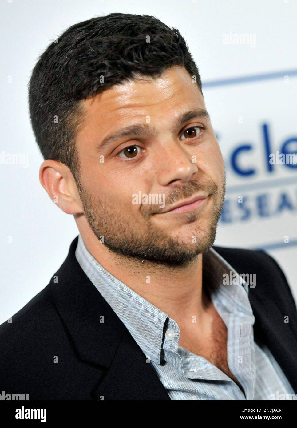 Actor Jerry Ferrara poses at the Cool Comedy's Hot Cuisine Benefit for ...