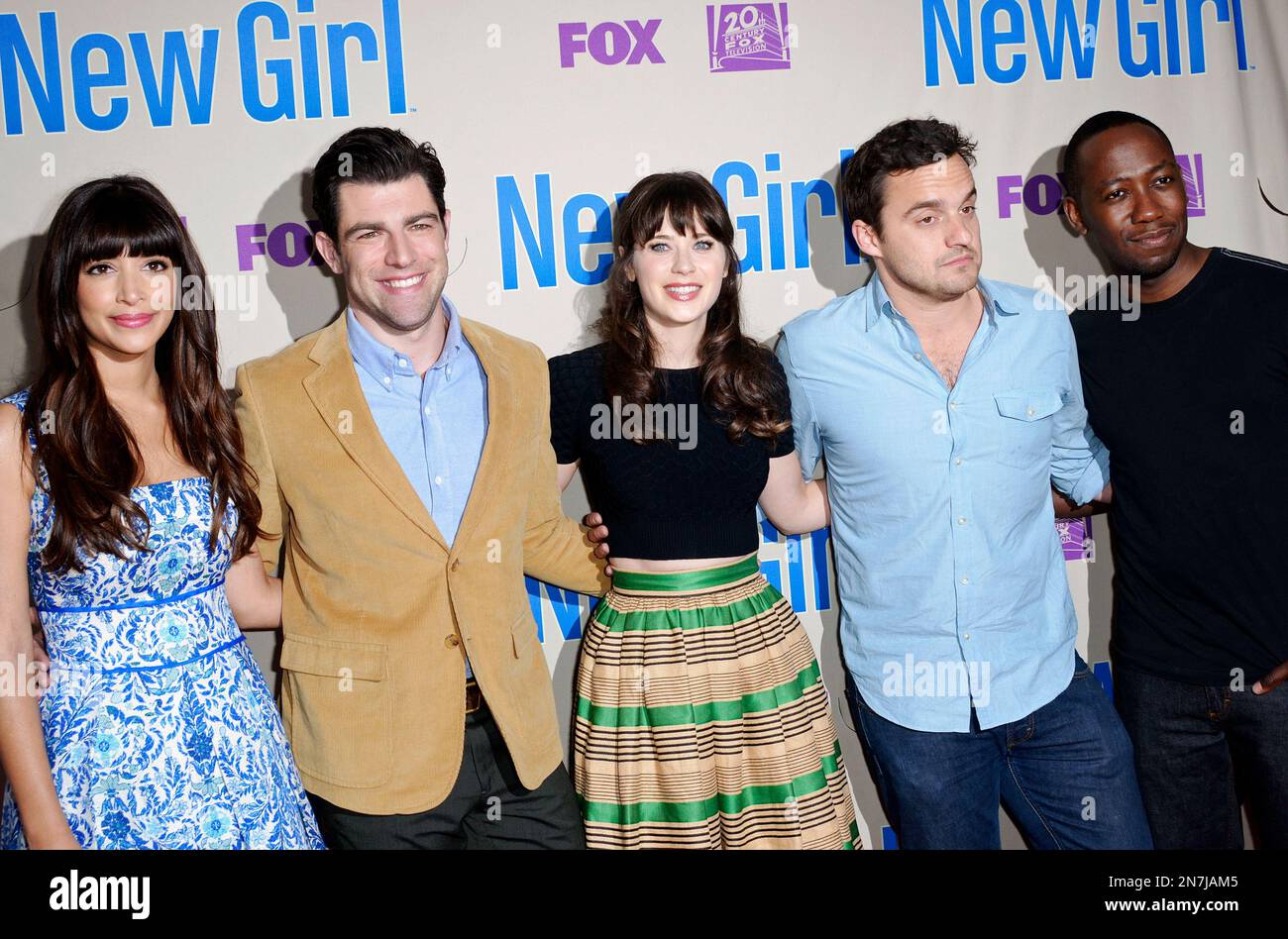 Actors from left, Hannah Simone, Max Greenfield, Zooey Deschanel, Jake ...