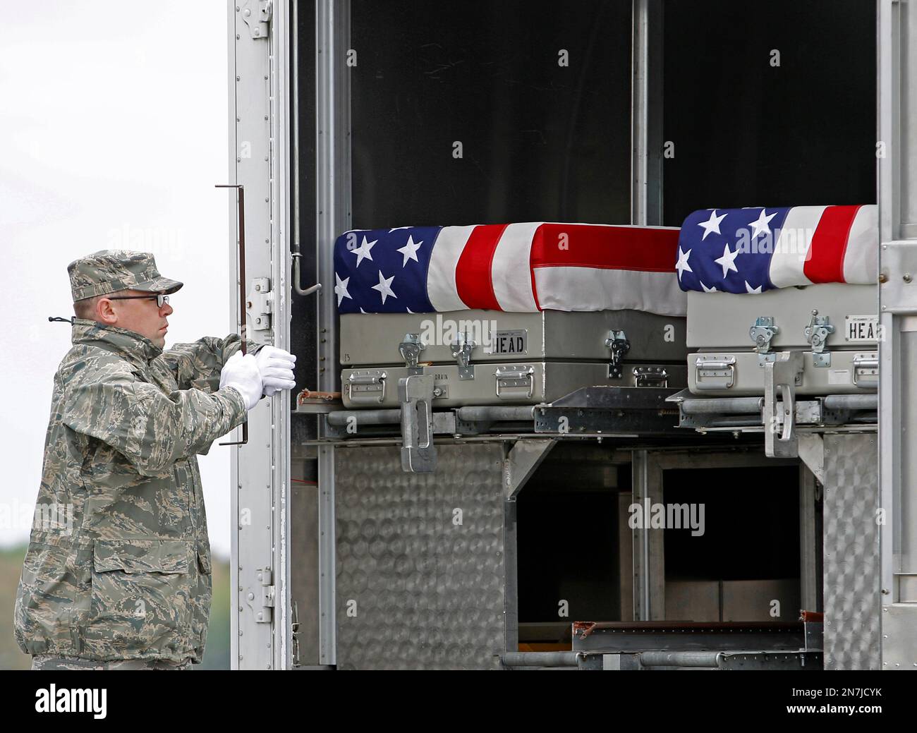 Brandon zachary hi-res stock photography and images - Alamy