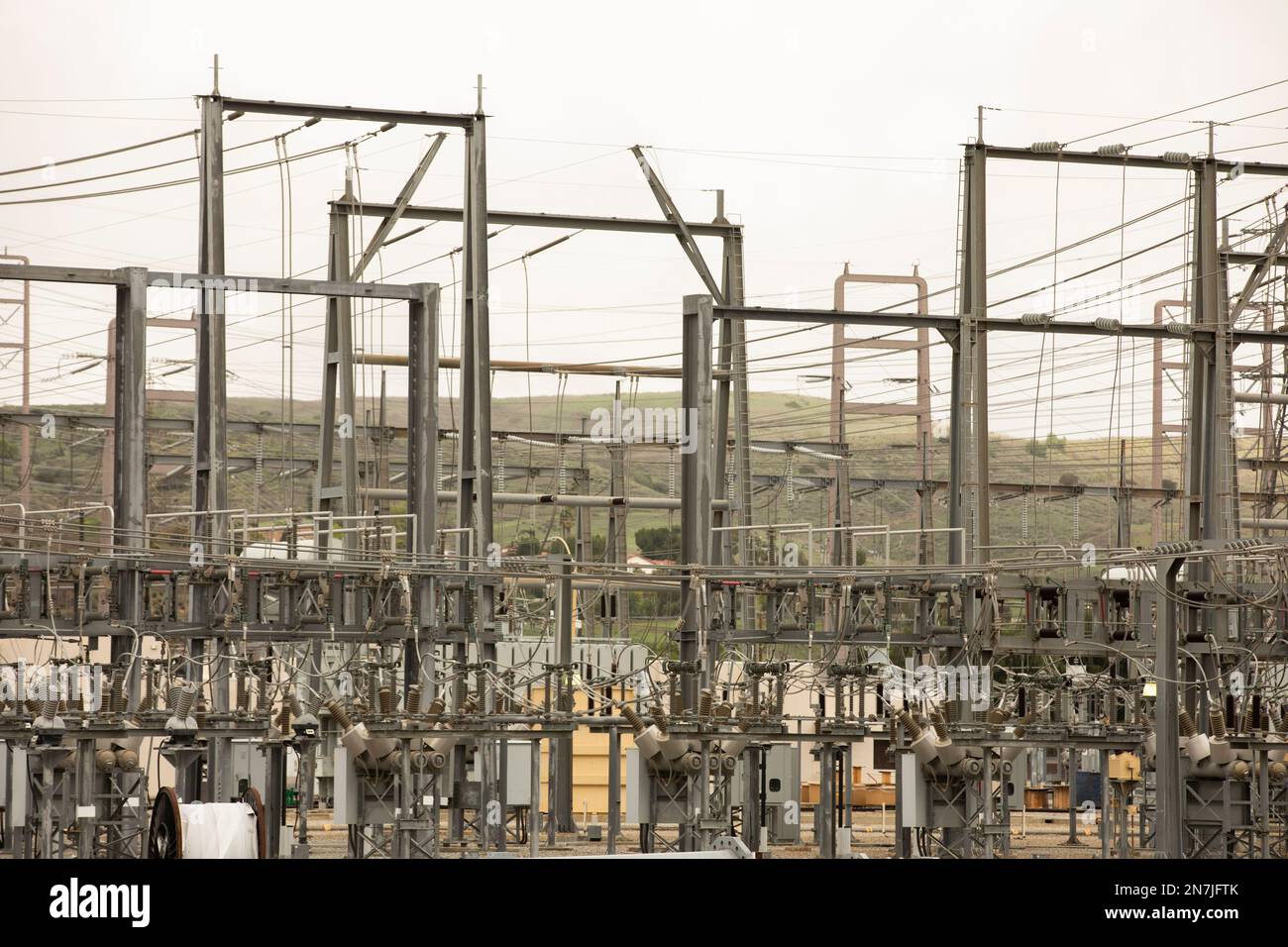 Electricity Substation Gantry Structure Power Line, 47% OFF