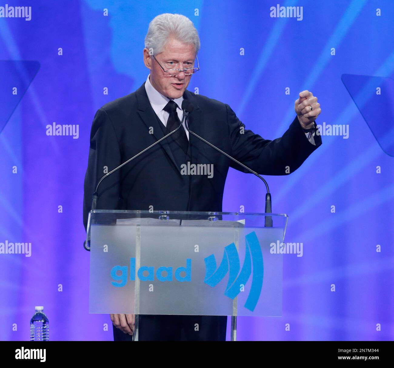Former President of the United States Bill Clinton accepts the Advocate ...