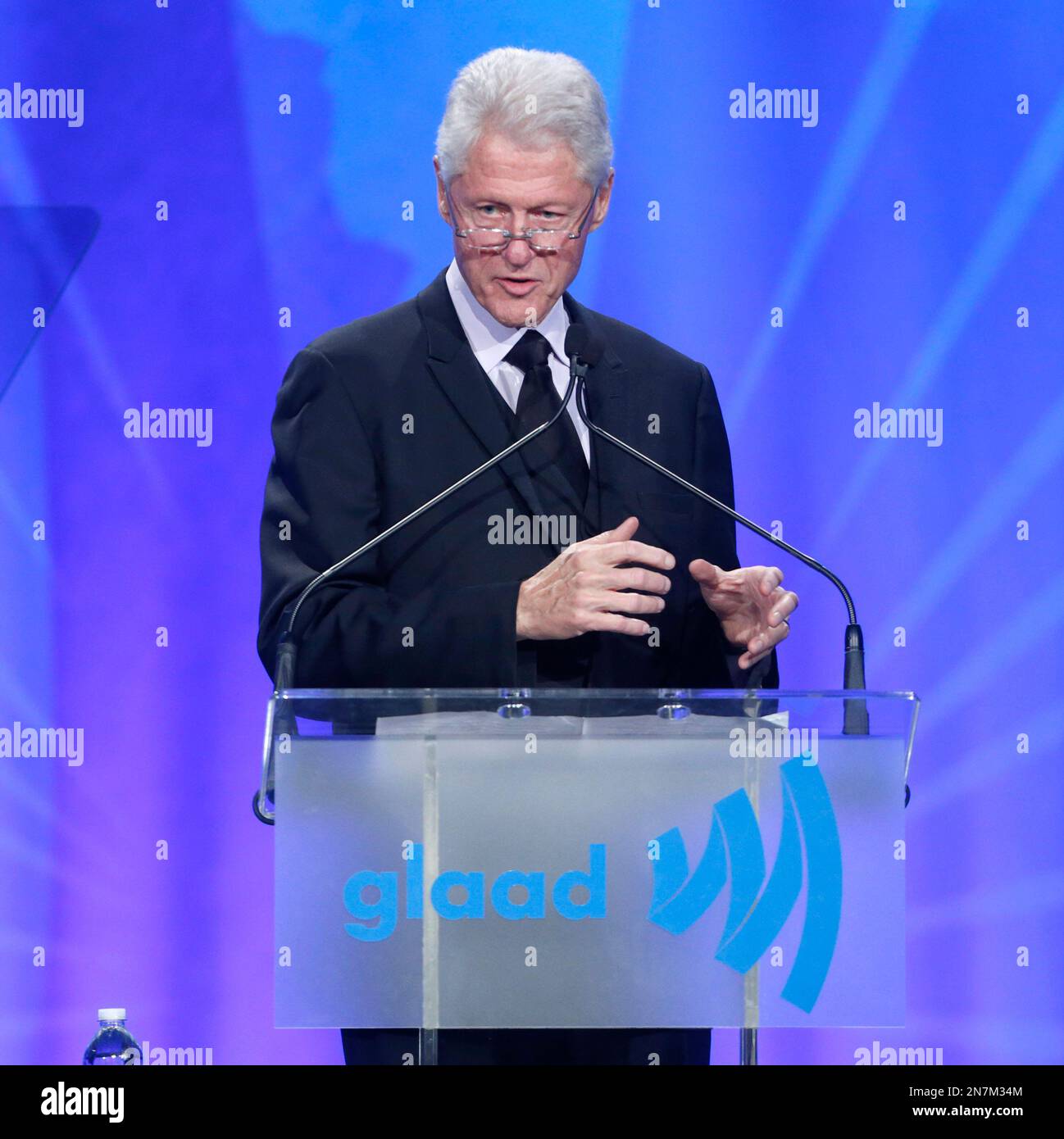 Former President of the United States Bill Clinton accepts the Advocate ...