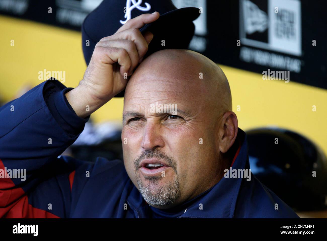 Atlanta Braves manager Fredi Gonzalez (33) sits in the dugout before of ...