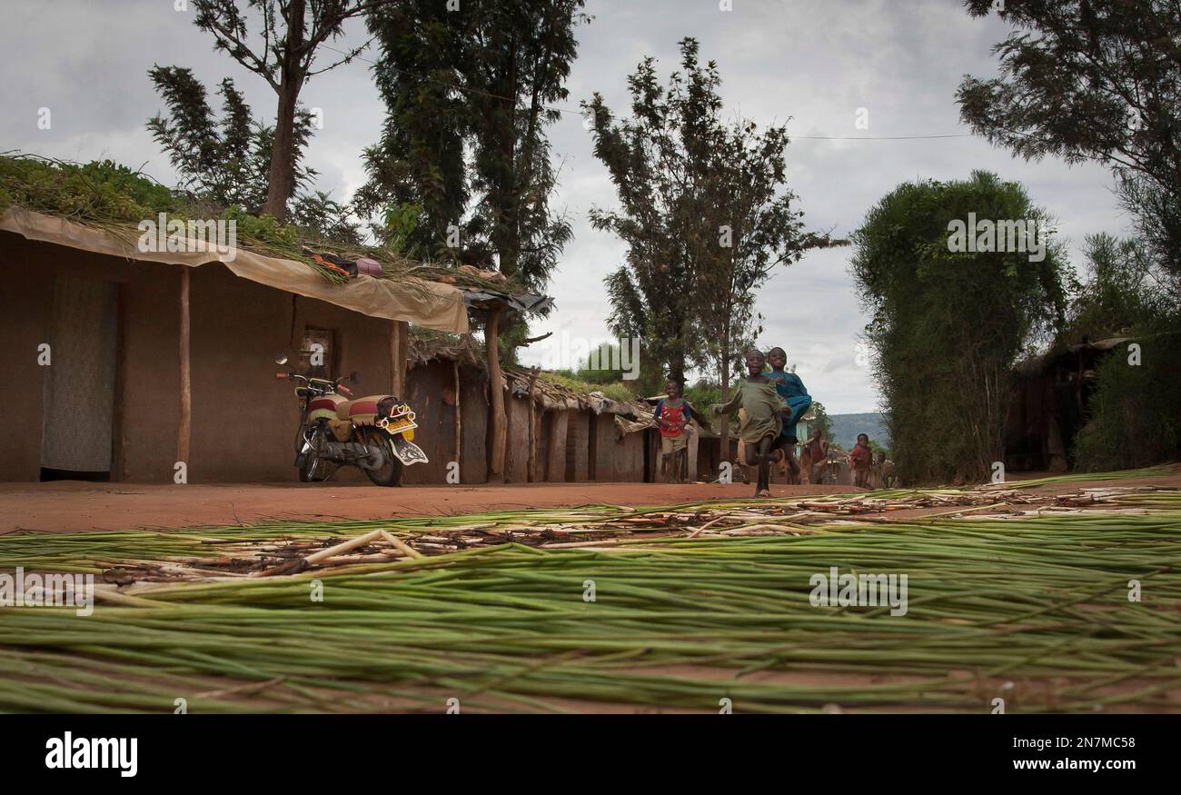 In this photo taken Tuesday, April 16, 2013, Rwandan refugee children ...