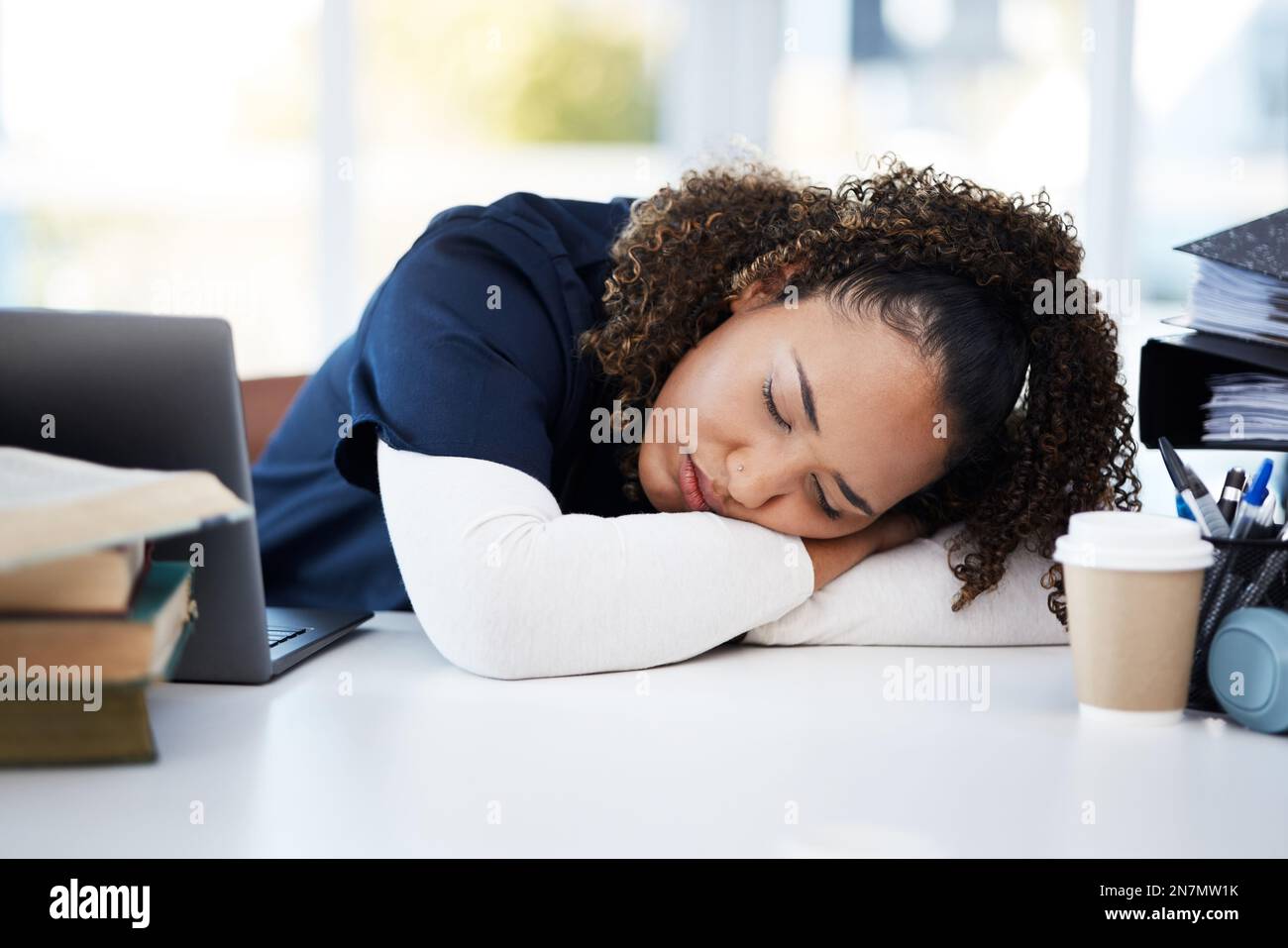 Sleep study hospital hi-res stock photography and images - Alamy