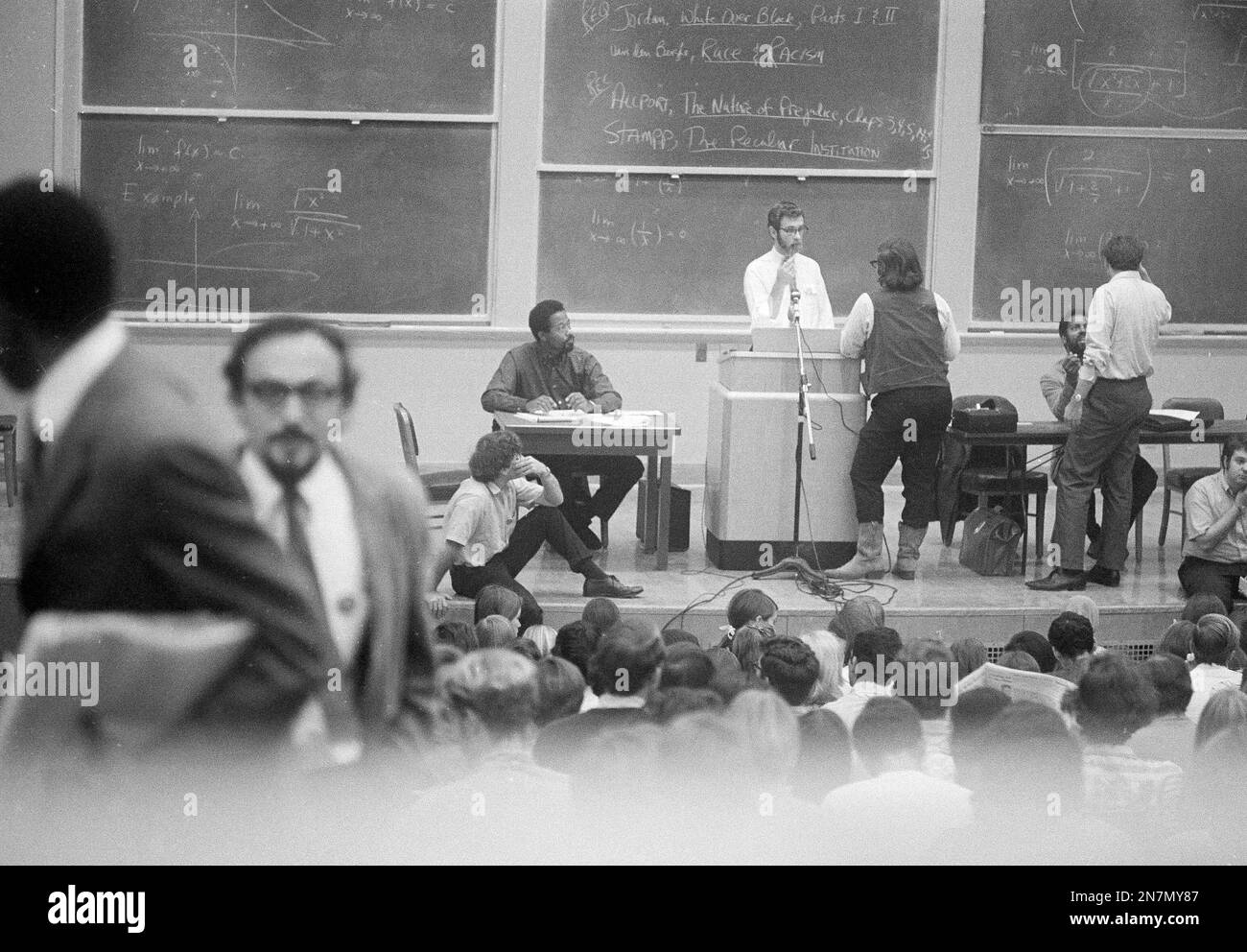 Black Panther party leader Eldridge Cleaver, once barred from lecturing ...