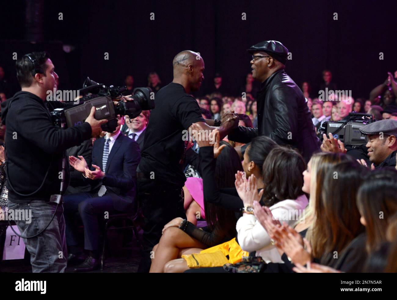 IMAGE DISTRIBUTED FOR MTV - Actors Jamie Foxx and Samuel L. Jackson ...