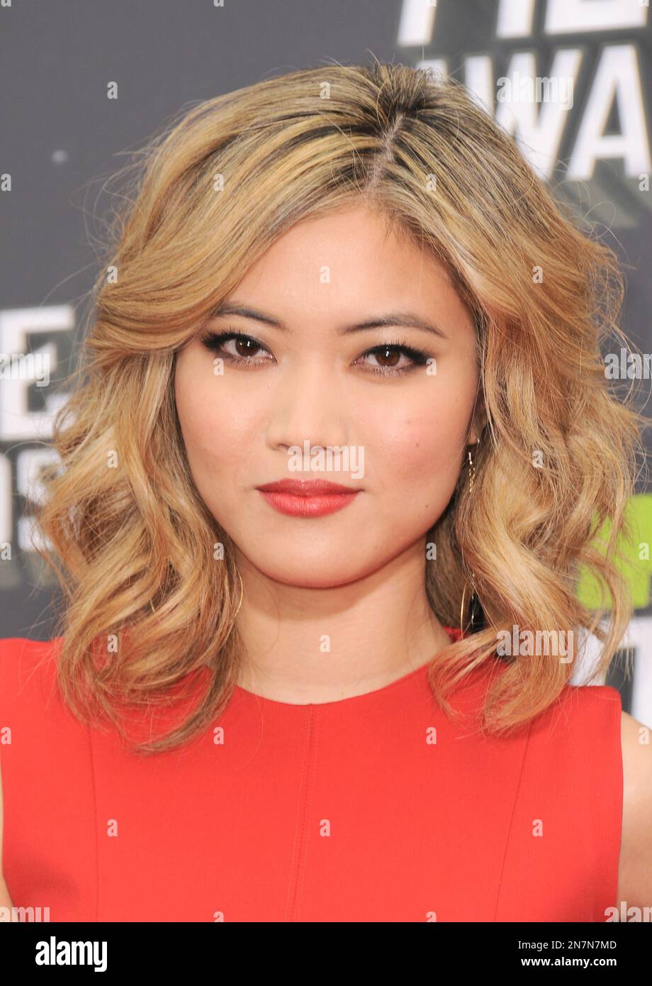 Actress Jessica Lu arrives at the MTV Movie Awards in Sony Pictures ...