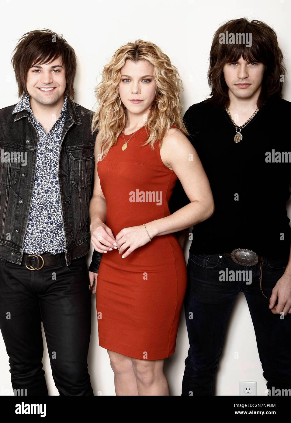 Musicians Kimberly Perry, center, Neil Perry, left, and Reid Perry ...