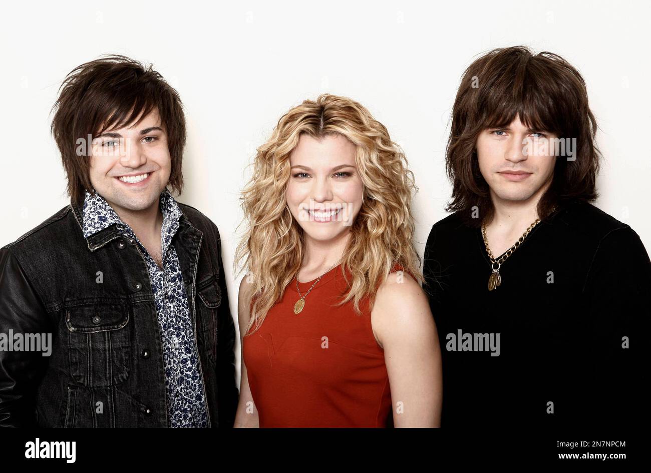 Musicians Kimberly Perry, center, Neil Perry, left, and Reid Perry ...