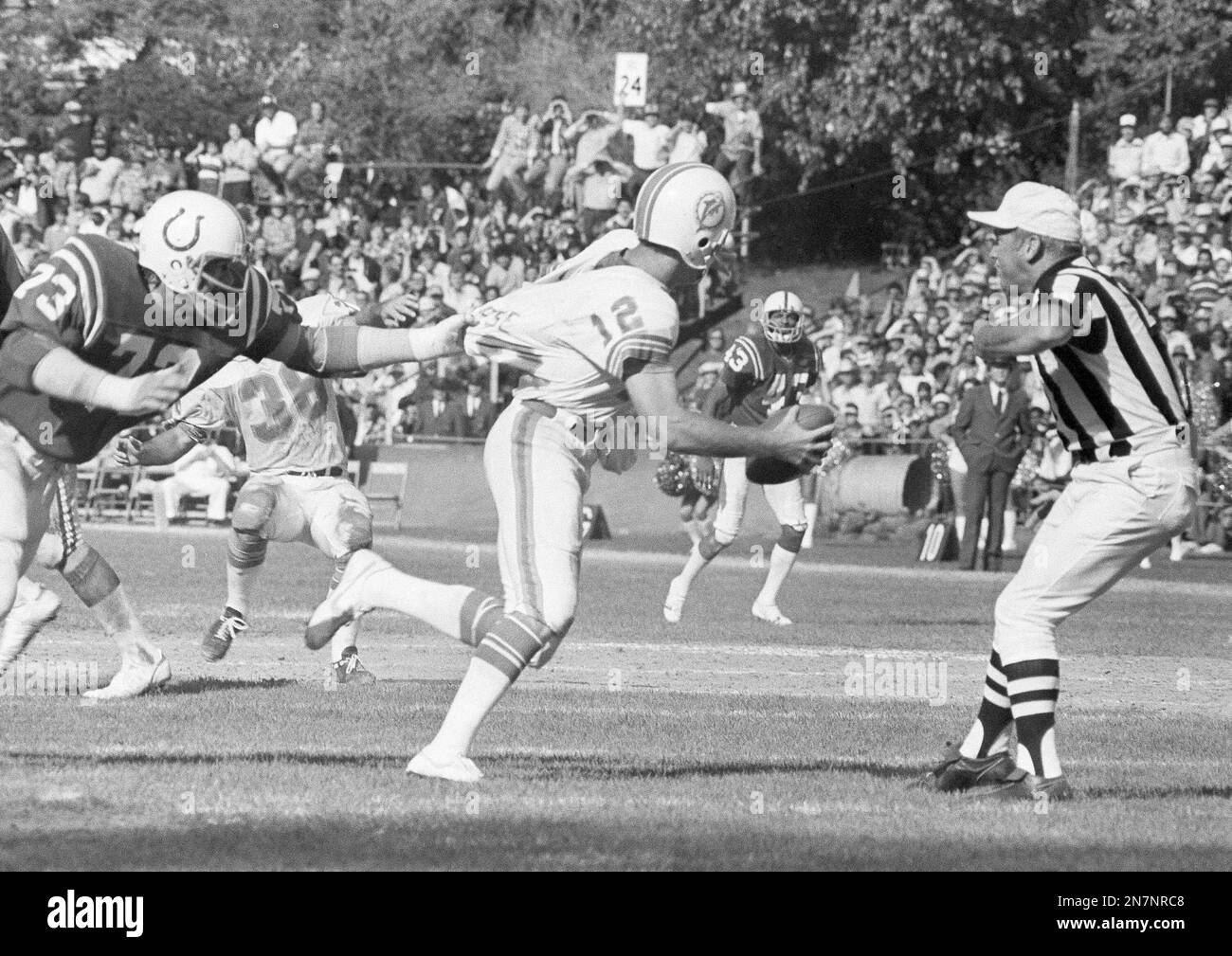 Baltimore Colts defensive end Ron Fernandes files into Miami Dolphins ...