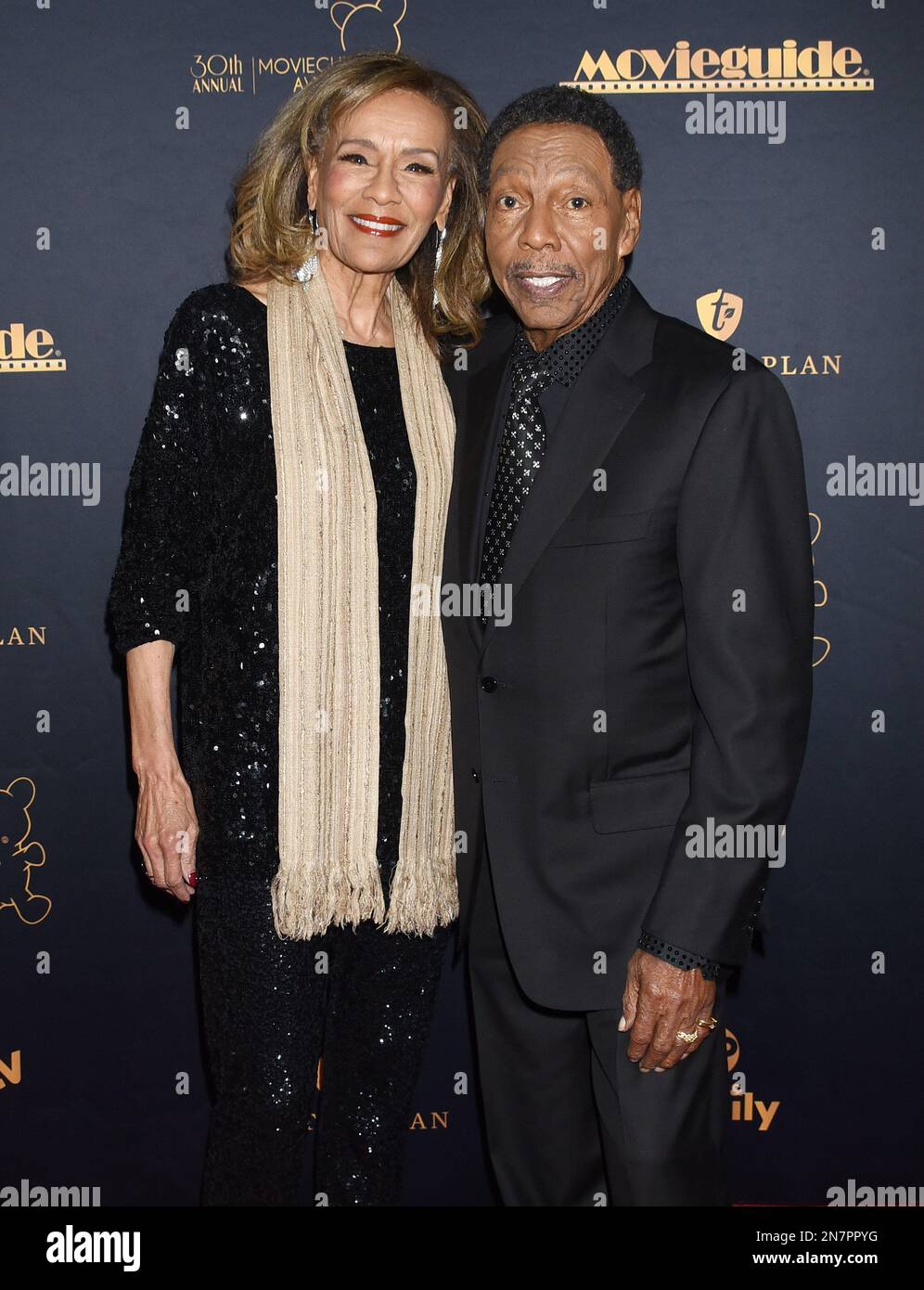 Hollywood, USA. 10th Feb, 2023. Marilyn McCoo and Billy Davis Jr ...