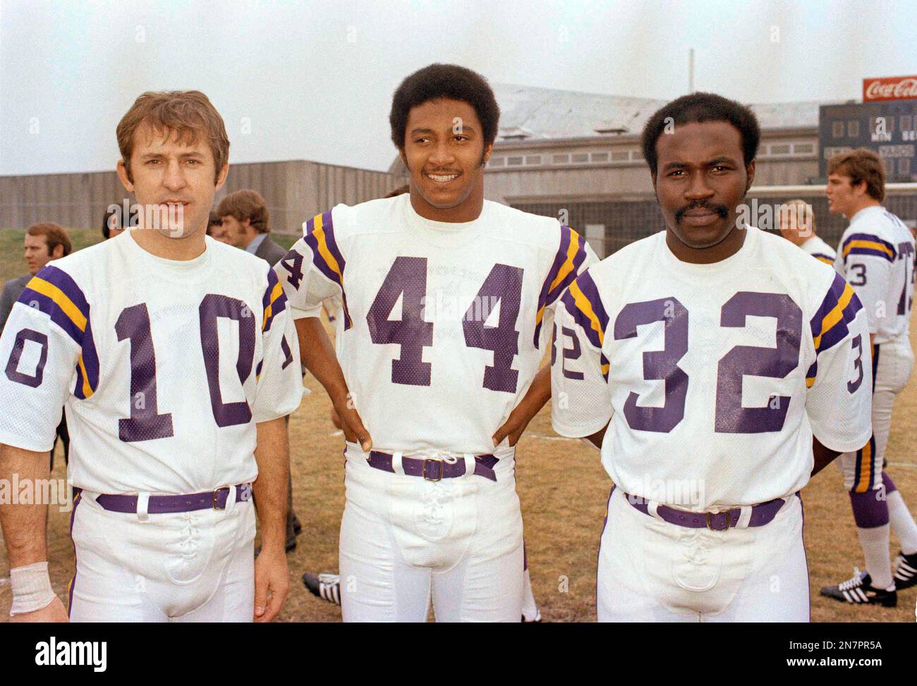 Fran Tarkenton (10) Minnesota Vikings quarterback with his running ...