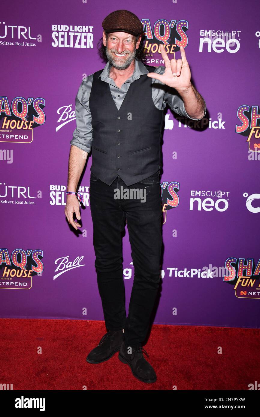 Phoenix, USA. 10th Feb, 2023. Troy Kotsur walking on the carpet at Shaq ...