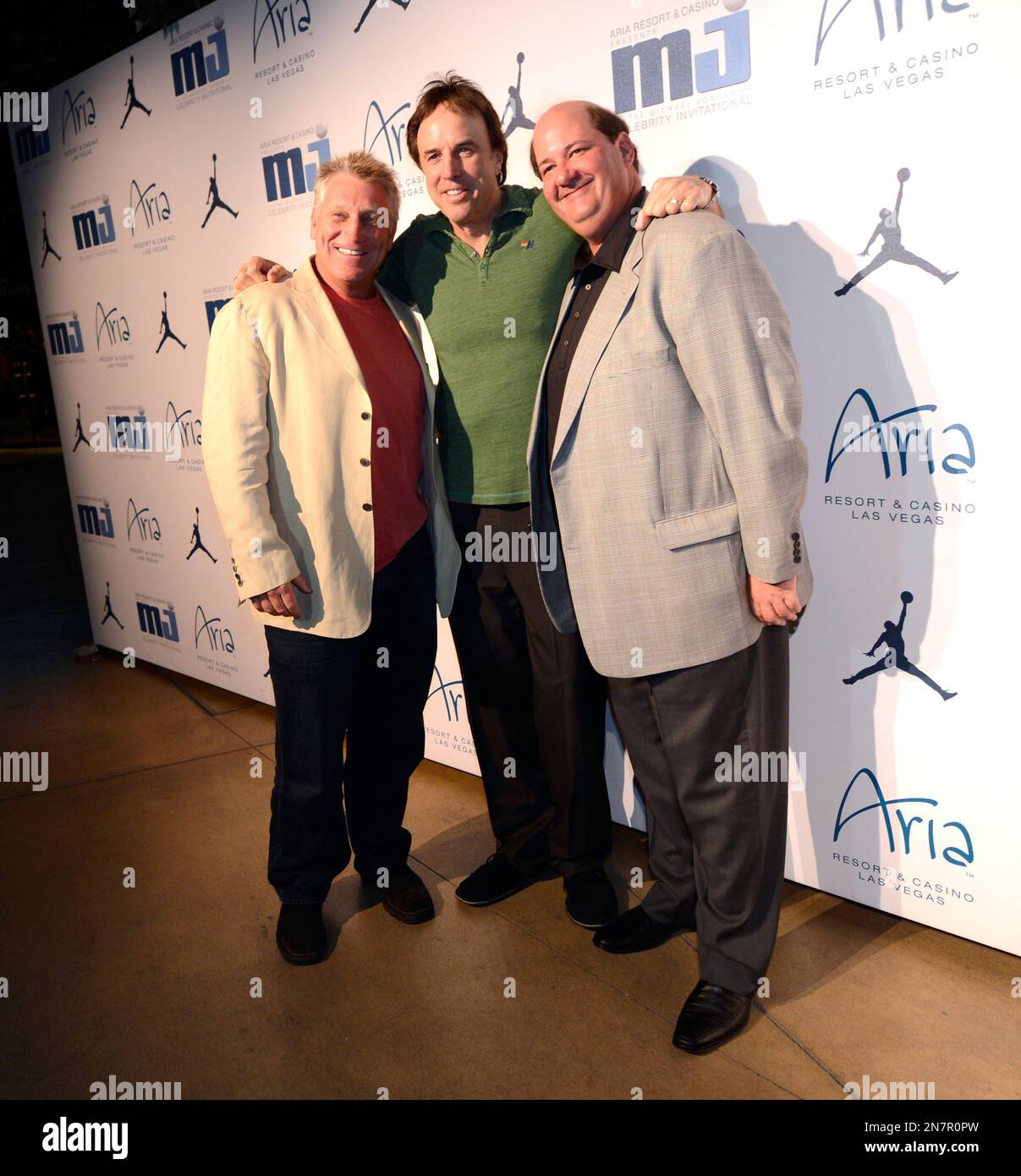 From left, National Hockey League Hall of Fame Player Brett Hull, actor ...