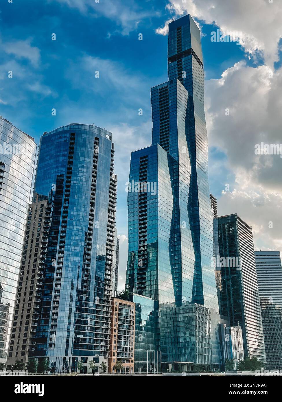 A low angle shot of St Regis building in Chicago, Illinois under a ...