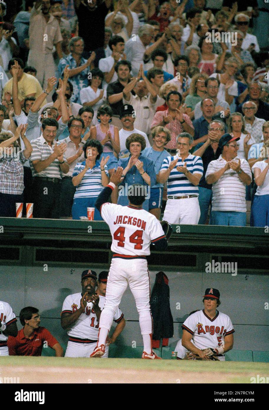 California Angels player Reggie Jackson, (44) acknowledges the crowd ...