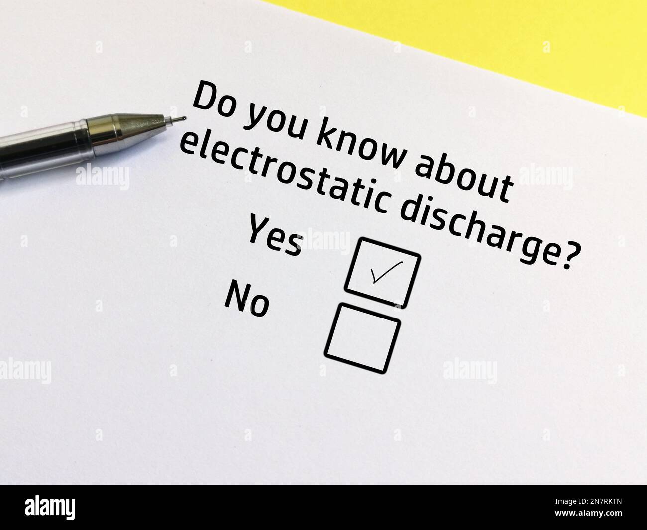 Electrostatic discharge hi-res stock photography and images - Alamy