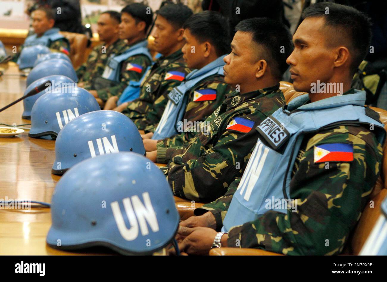 The 21 Filipino United Nations (UN) peacekeepers at the press ...