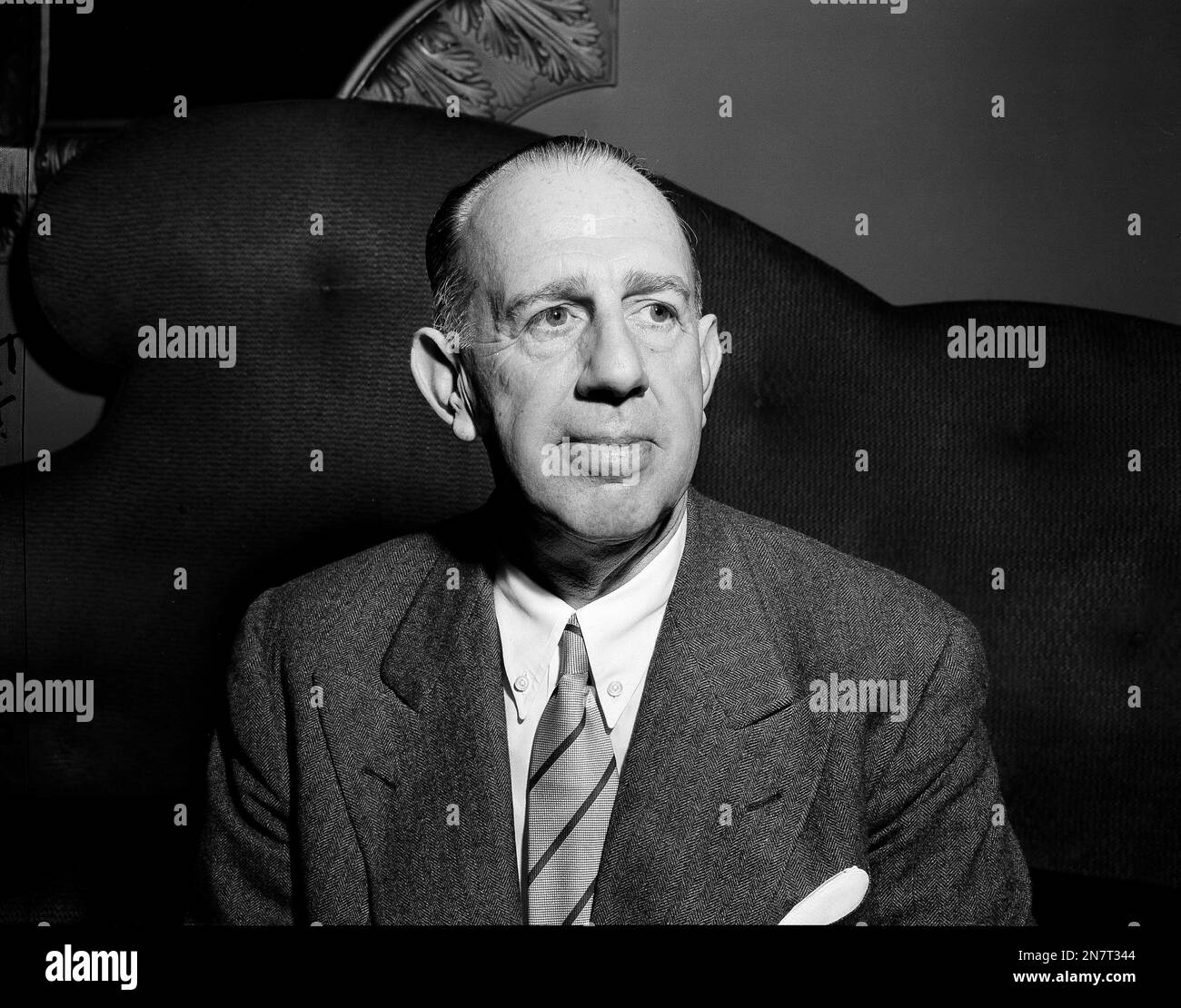 Comedian Kenny Delmar, famed for his Senator Beauregard Claghorn ...