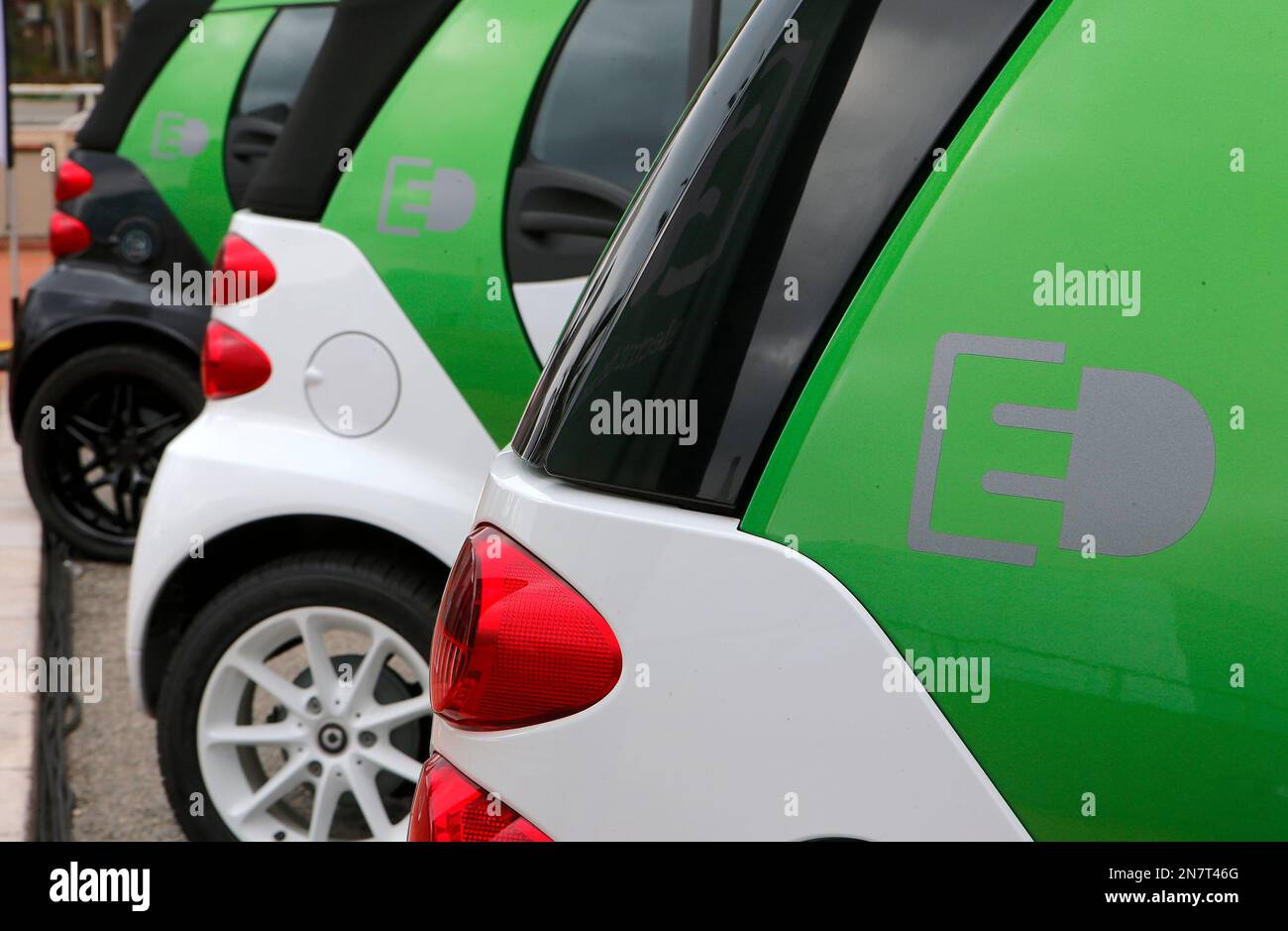 Electric cars "Smart fortwo " are showing at the EVER exhibition ...