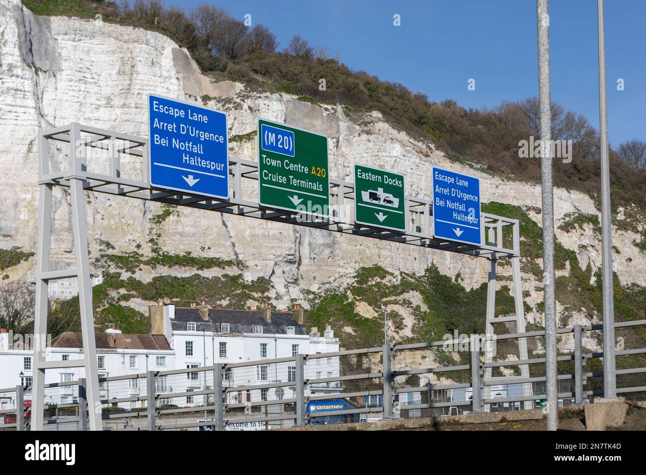 Road signs on a gantry at the entrance to Dover Eastern Docks Stock ...