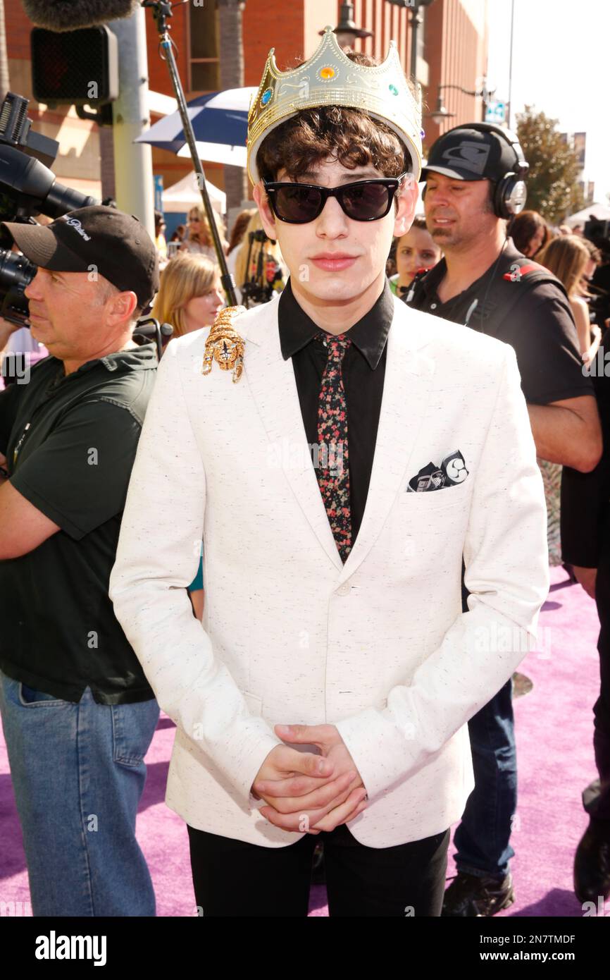 Actor Matt Bennett arrives at the 26th annual Nickelodeon's Kids ...