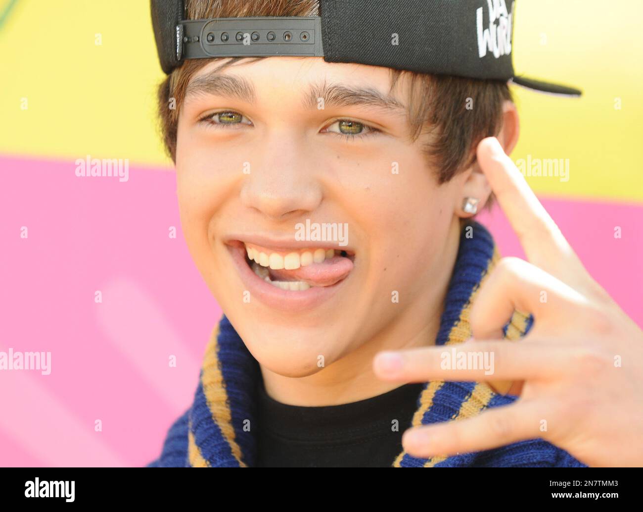 Actor Austin Mahone arrives at the 26th annual Nickelodeon's Kids ...