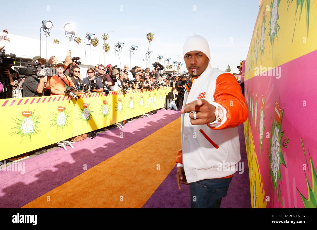 Actor Nick Cannon arrives at the 26th annual Nickelodeon's Kids' Choice ...