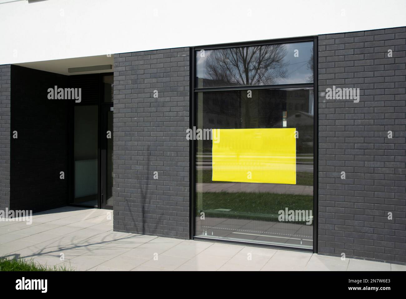 Insulated glass window hi-res stock photography and images - Alamy