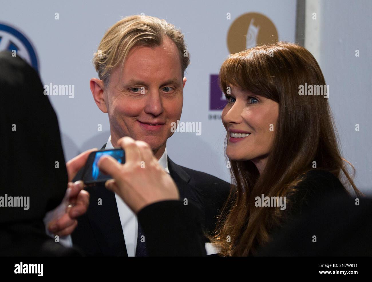 Italian-French singer Carla Bruni, right, poses with German singer Max ...