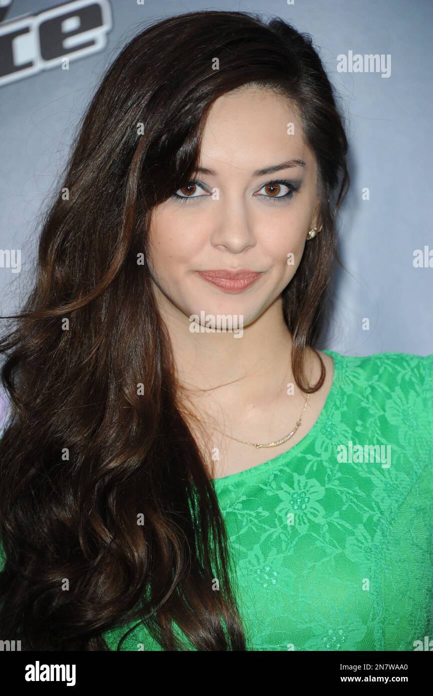 Devyn DeLoera arrives at the 4th season premiere screening of "The ...