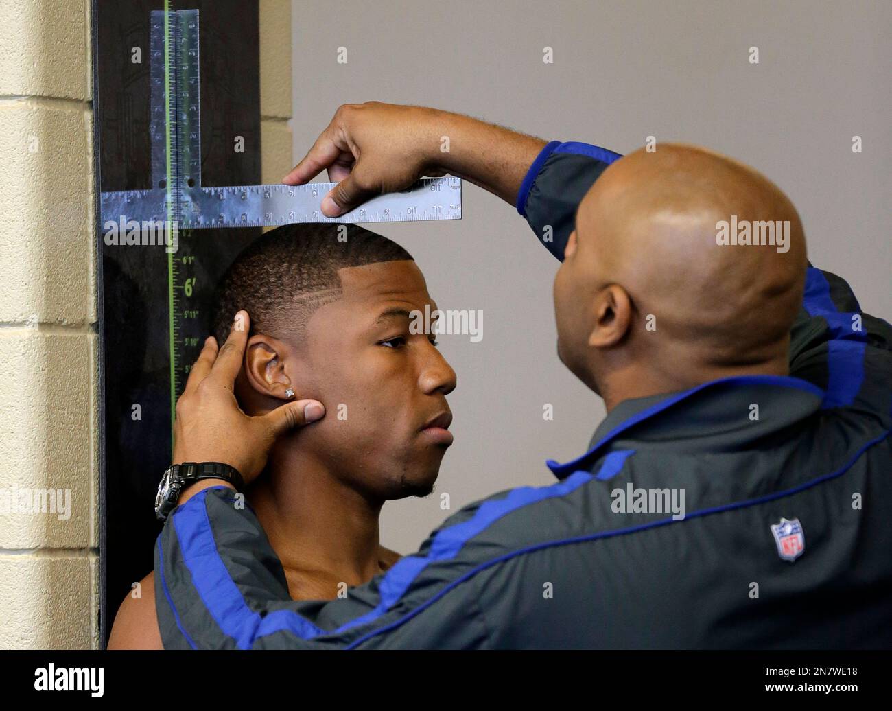 Baylor wide receiver Terrance Williams has his height measured before a ...