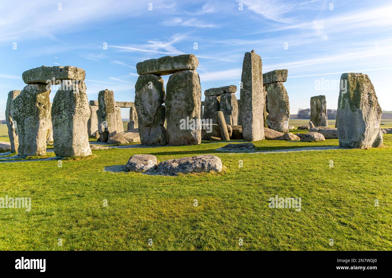 Standing stones of Neolithic henge, Stonehenge, Wiltshire, England, UK ...