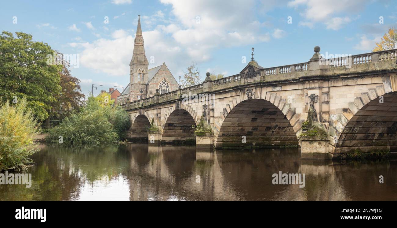 English bridge shrewsbury shropshire england hi-res stock photography ...