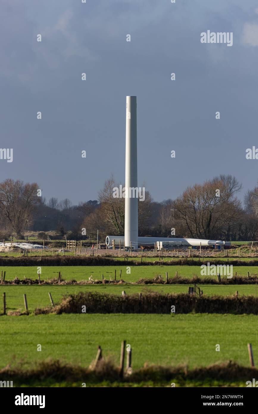Under pylon hi-res stock photography and images - Alamy