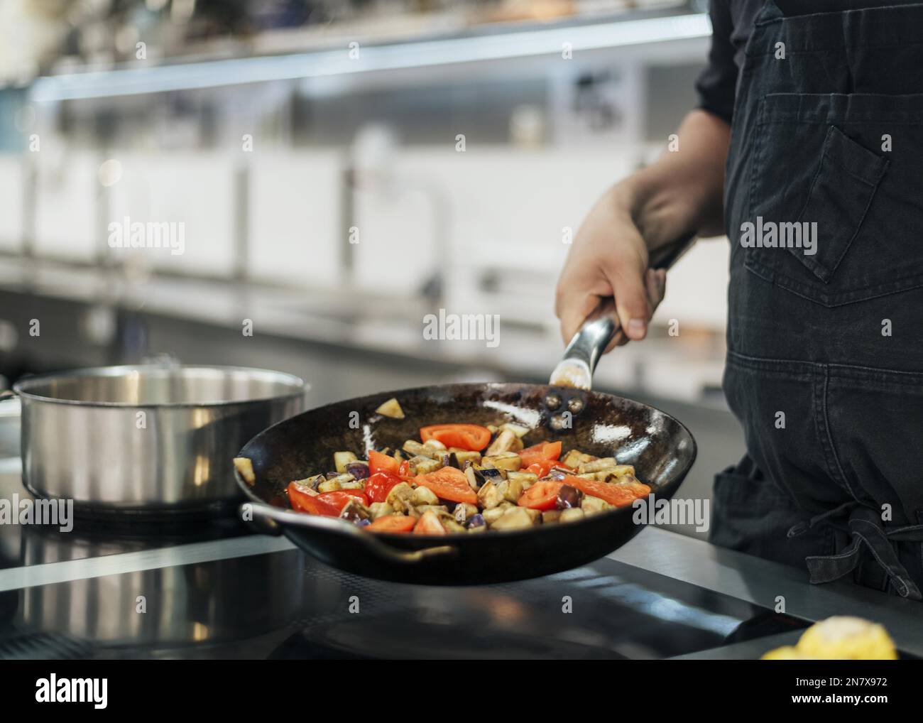 Chef and apron and hat hi-res stock photography and images - Alamy
